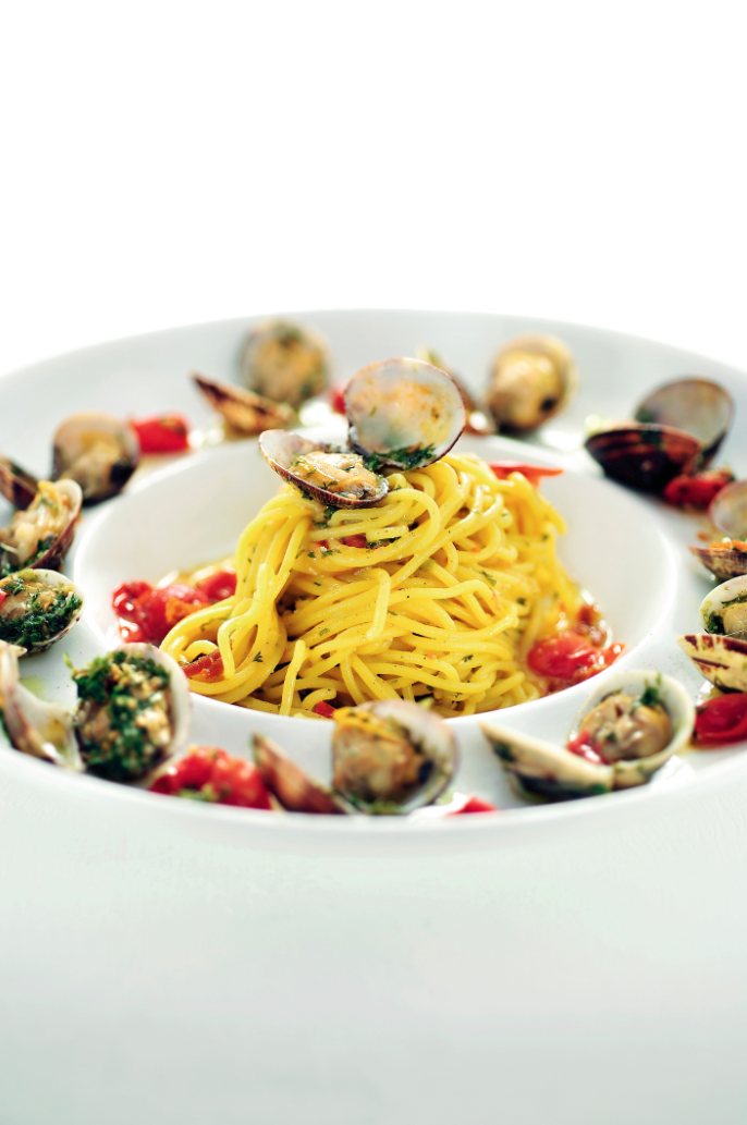 Recept "Spaghetti met venusschelpen en bottarga" | njam!
