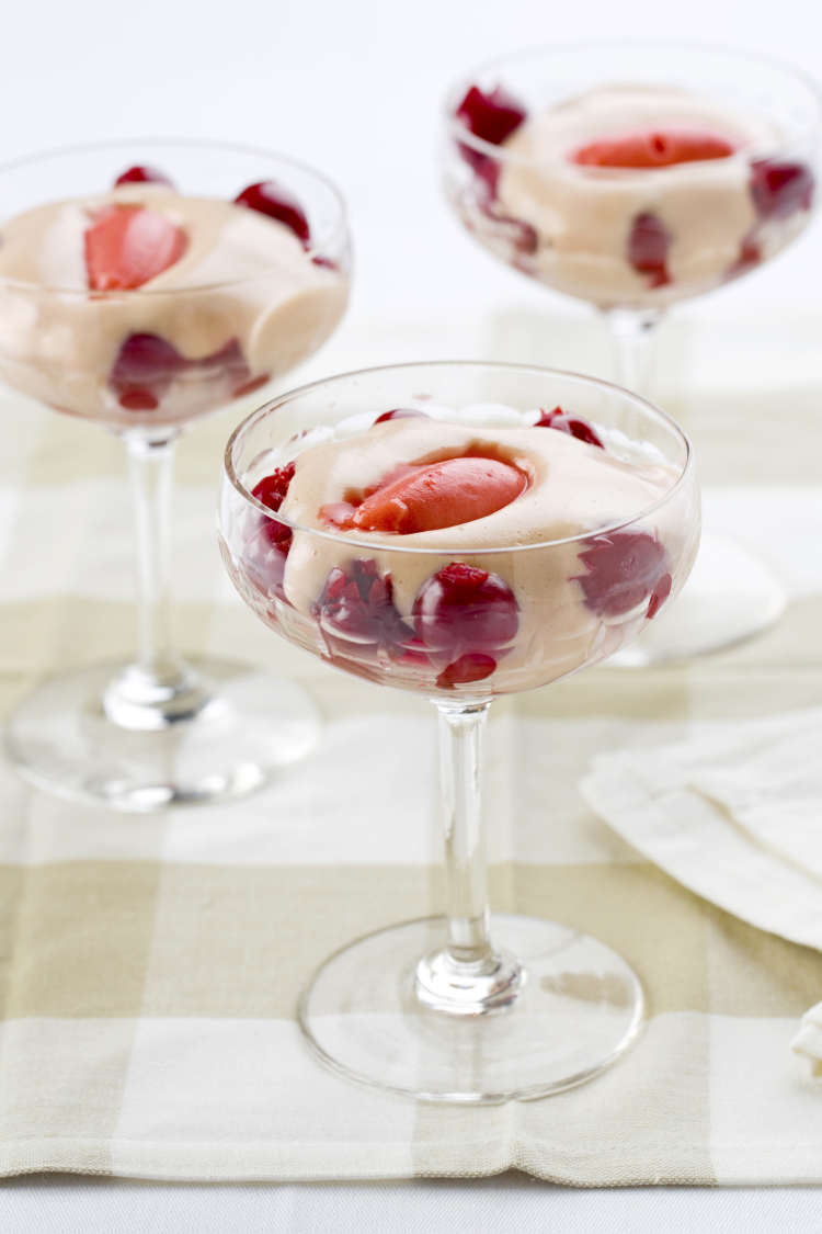 Recept "Sabayon & sorbet van kriekenbier" | njam!